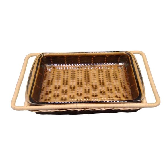 Pyrex | Kitchen | Pyrex Casserole Dish And Wicker Holder Amber 5 By 85 ...